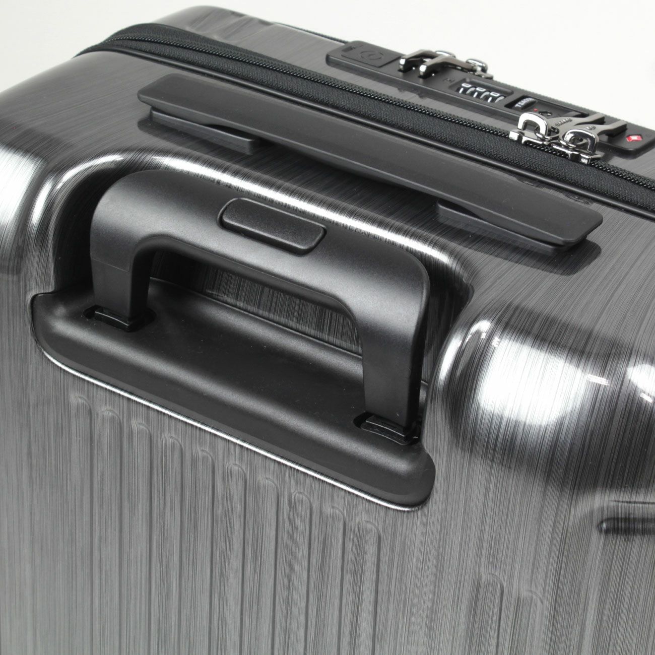 No.60523：フロントオープン スクエア4輪39c (リニューアルモデル) | BERMAS OFFICIAL WEB SHOP